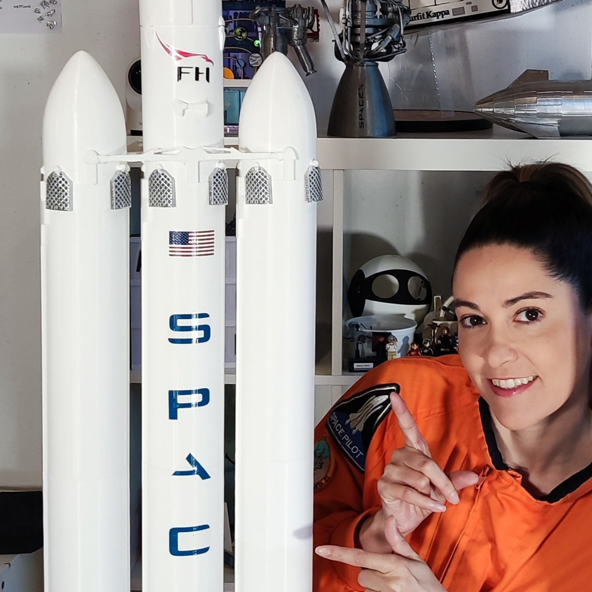 Falcon Heavy - SpaceX – Space Scaled Models